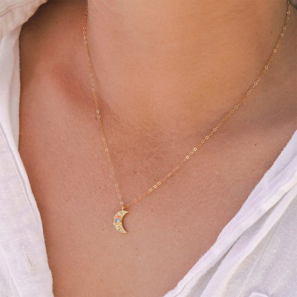 Luna 18K Gold Plated Crescent Moon Necklace – MUSH.CO